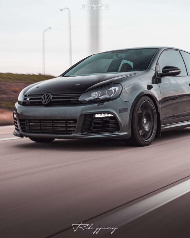 2012 Volkswagen Golf R with 17x8 35 Neuspeed RSe52 and 225/40R17 ...