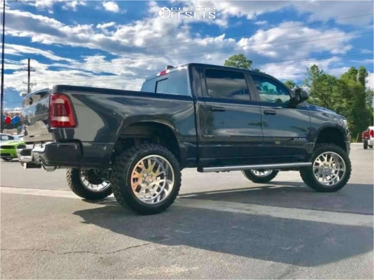 2019 Ram 1500 with 22x12 -44 Gear Forged F71P2 and 35/12.5R22 Ironman ...