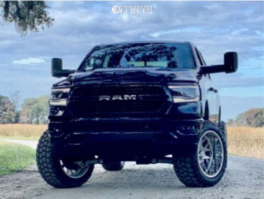 2019 Ram 1500 with 22x12 -44 Gear Forged F71P2 and 35/12.5R22 Ironman ...
