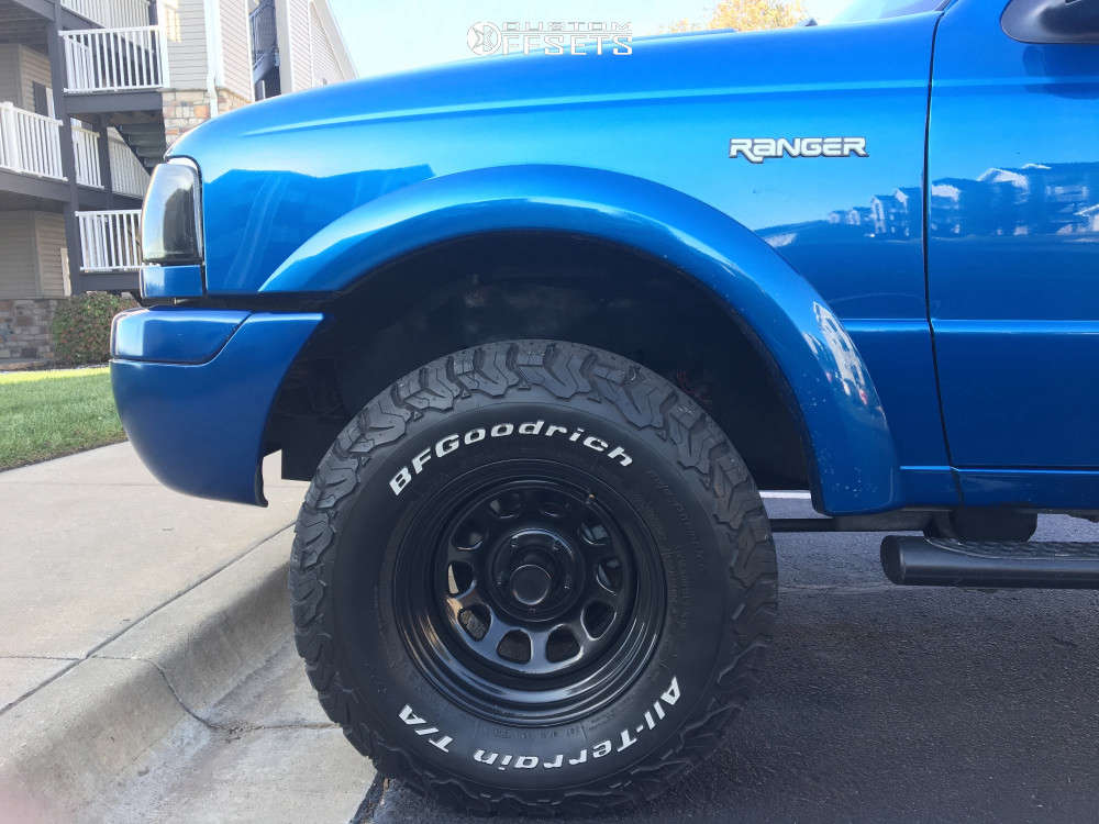 2001 Ford Ranger with 15x10 -45 Trail Master D Window and 31/10.5R15 ...
