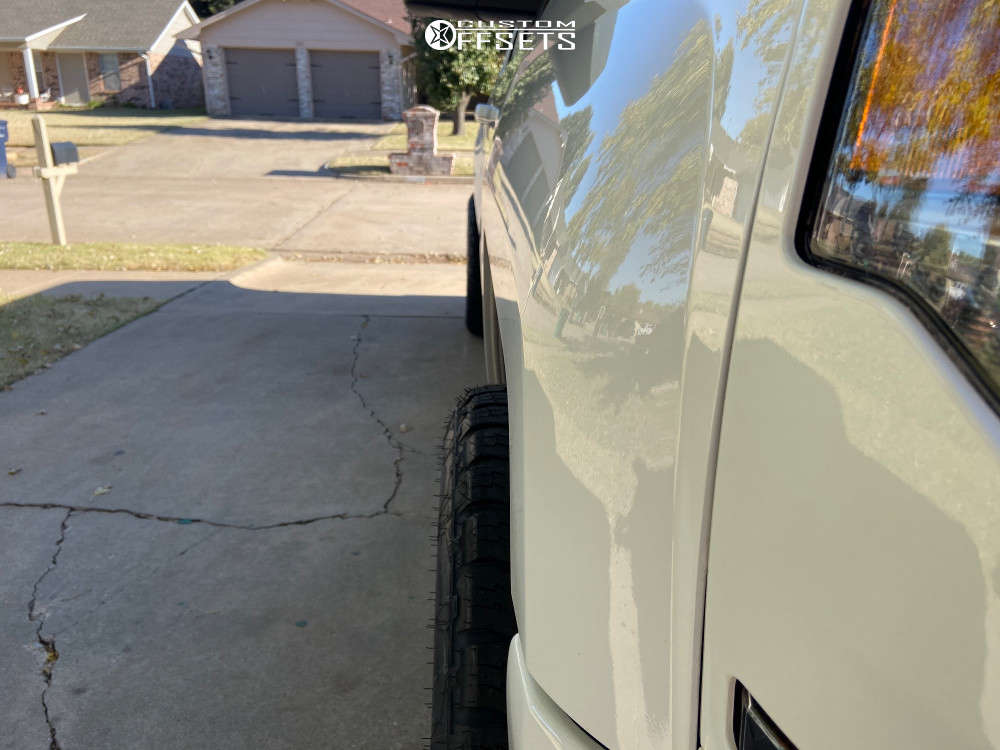 2018 Chevrolet Silverado 1500 with 20x10 -18 Fuel Tech and 305/55R20 ...