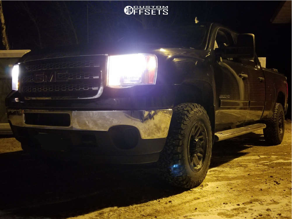 2012 GMC Sierra 2500 HD with 18x9 15 Fast Wheels Menace and 275/70R18 ...