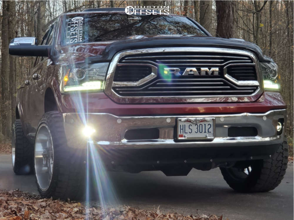 2017 Ram 1500 with 22x12 -44 TIS 544C and 33/12.5R22 Nitto Ridge ...