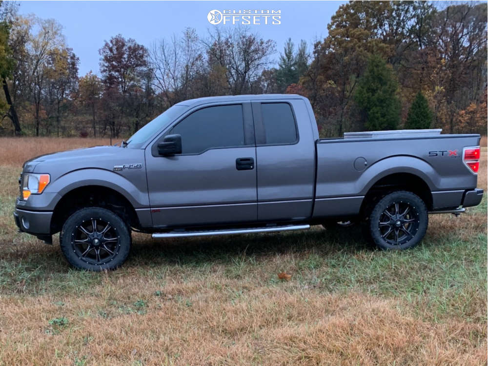 2013 Ford F-150 with 20x9 Moto Metal Mo970 and 305/50R20 Nitto Terra ...