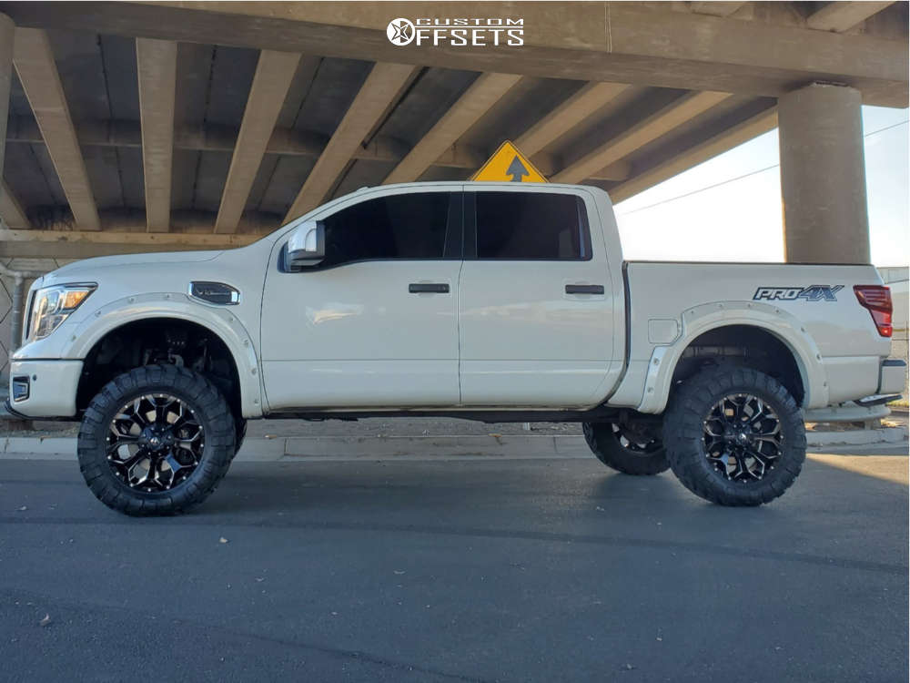 2017 Nissan Titan with 20x10 -18 Fuel Assault and 35/12.5R20 Fuel ...