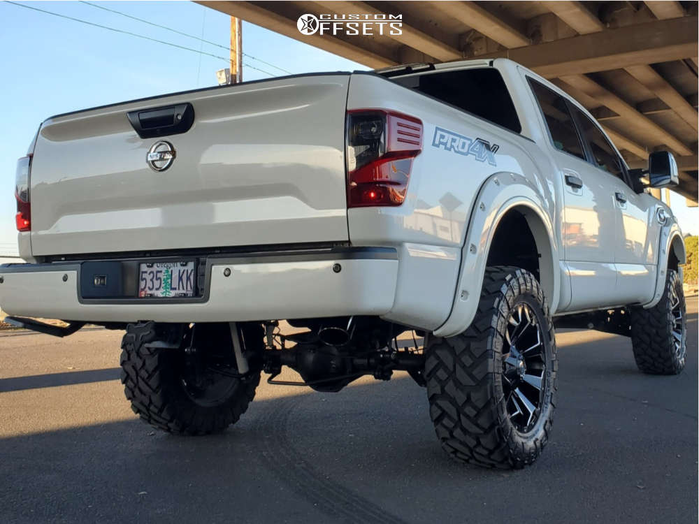 2017 Nissan Titan with 20x10 -18 Fuel Assault and 35/12.5R20 Fuel ...