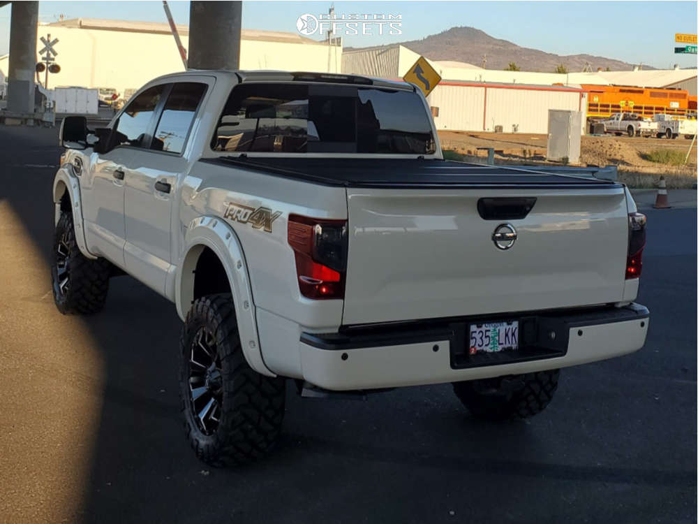 2017 Nissan Titan with 20x10 -18 Fuel Assault and 35/12.5R20 Fuel ...