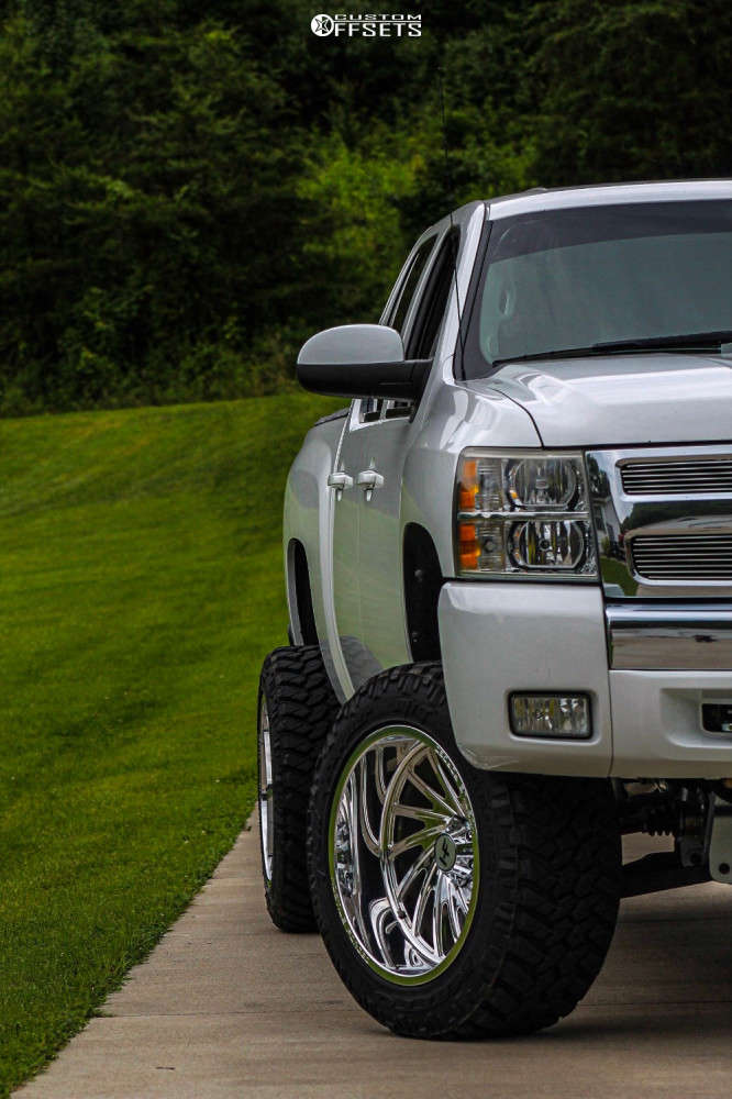 2010 Chevrolet Silverado 1500 with 22x12 -44 Hostile Forged Chaos and 35/12.5R22 Nitto Trail ...