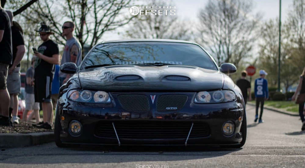 2004 Pontiac GTO with 18x9.5 35 WatercooledIND Jb1 and 215/40R18 ...