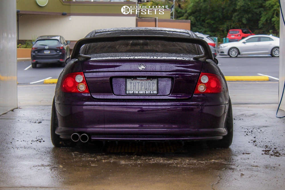 2004 Pontiac GTO with 18x9.5 35 WatercooledIND Jb1 and 215/40R18 ...