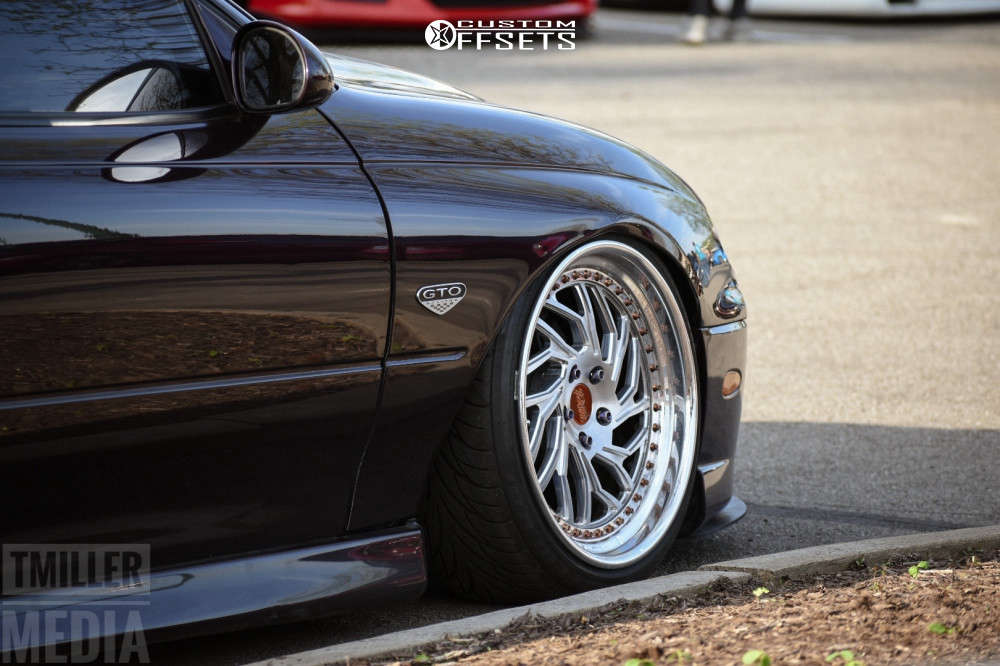 2004 Pontiac GTO with 18x9.5 35 WatercooledIND Jb1 and 215/40R18 ...