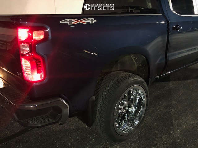 2019 Chevrolet Silverado 1500 with 22x12 -44 RBP 73r and 305/45R22 ...