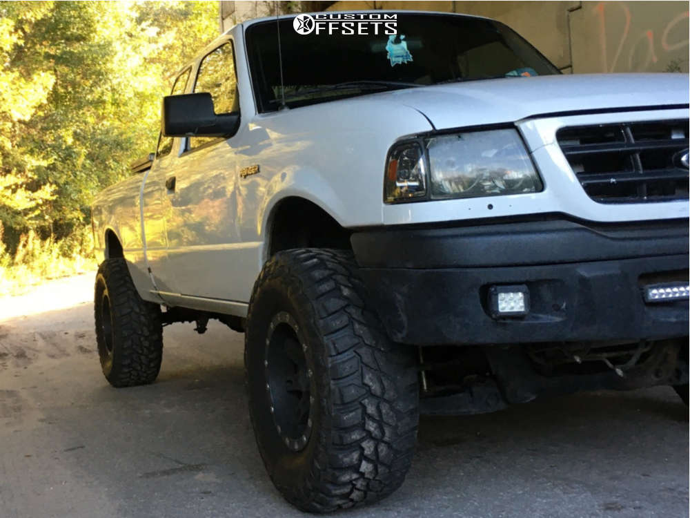 2002 Ford Ranger with 15x8 -19 Pro Comp Series 31 and 32/11.5R15 ...