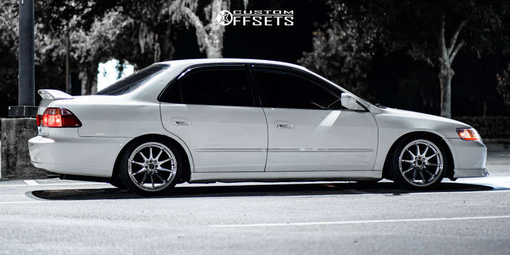 2000 Honda Accord with 17x8 30 JNC Jnc006 and 205/40R17 Lionhart Lh-503 ...