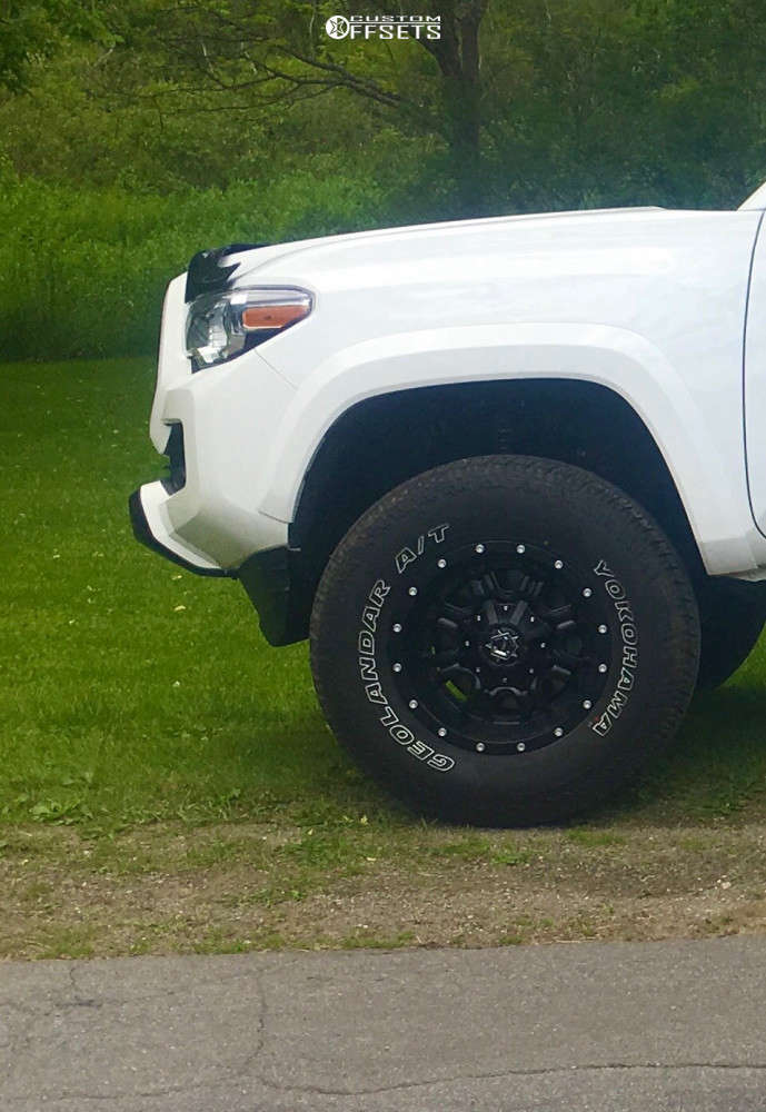 2016 Toyota Tacoma with 17x9 -12 TIS 535B and 255/65R17 Yokohama ...