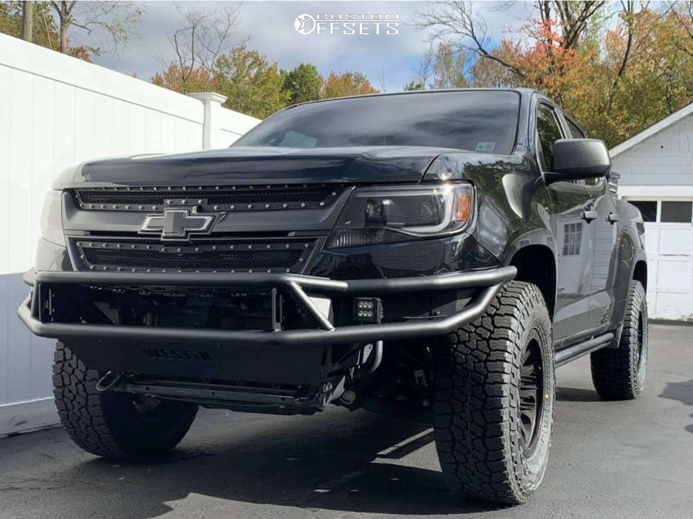 2017 Chevrolet Colorado with 17x8.5 7 Fuel Vector and 275/70R17 Falken ...