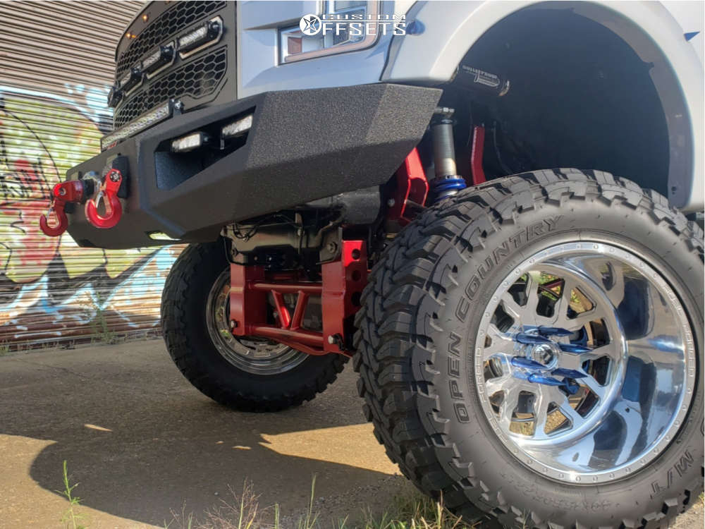 2015 Ford F-150 with 22x14 -76 Fuel Forged Ff45 and 40/15.5R22 Toyo ...