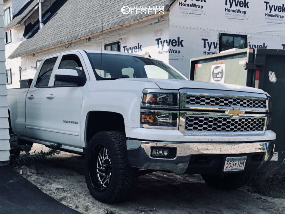 2015 Chevrolet Silverado 1500 with 20x10 -19 Hostile Jigsaw and 275 ...