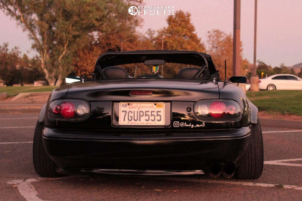 1990 Mazda Miata with 15x8 MST Time Attack and 195/50R15 Black Lion ...