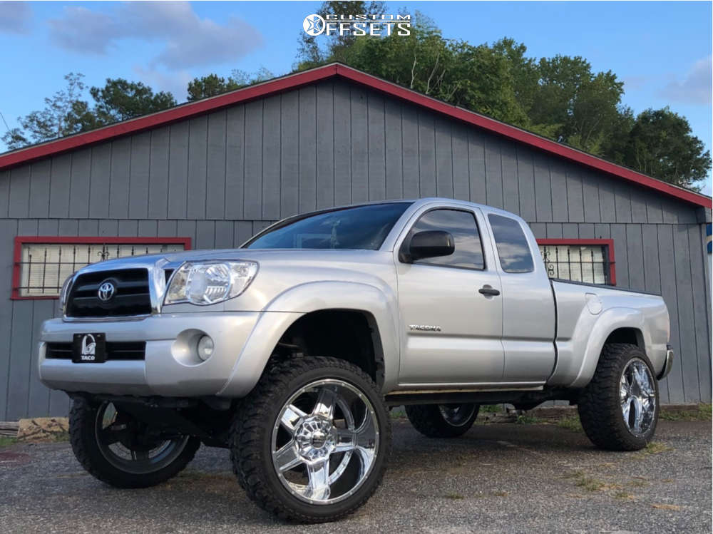 2005 Toyota Tacoma with 22x12 -44 TIS 543C and 33/12.5R22 Radar ...