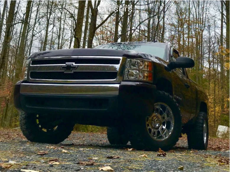 2008 Chevrolet Silverado 1500 with 18x10 -25 Diamo 17 Karat and 33/12 ...
