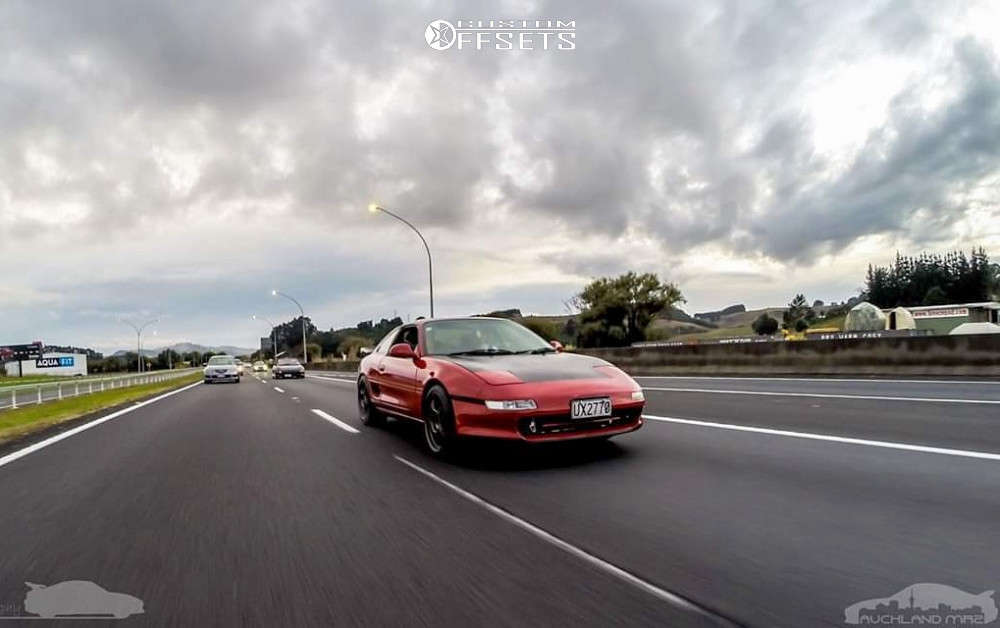 1990 Toyota MR2 with 17x8 35 Enkei Rp01 and 215/40R17 Bridgestone ...