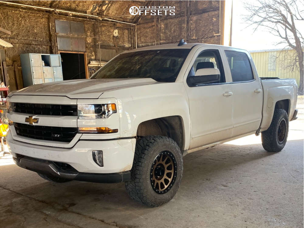 2018 Chevrolet Silverado 1500 with 18x9 -12 Method NV and 275/70R18 ...