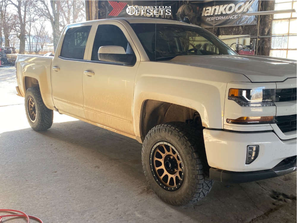 2018 Chevrolet Silverado 1500 with 18x9 -12 Method NV and 275/70R18 ...