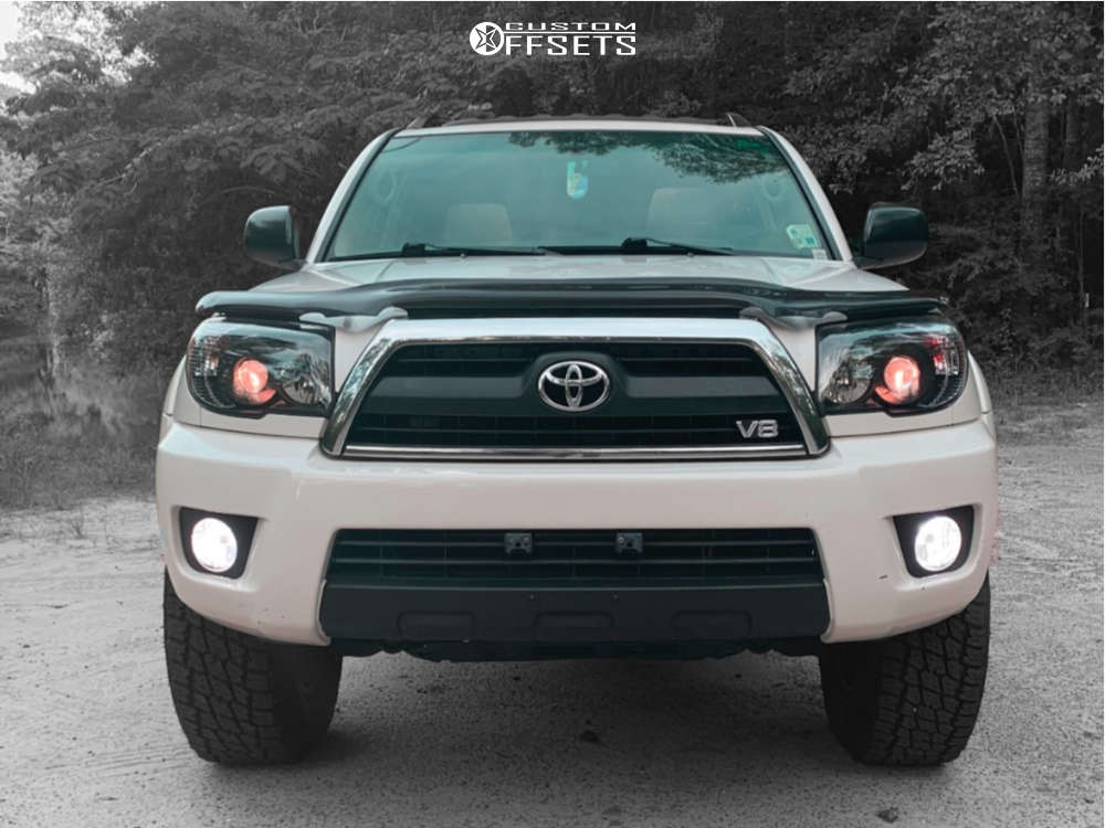 2006 Toyota 4Runner with 17x8.5 0 Icon Alloys Rebound and 285/70R17 ...