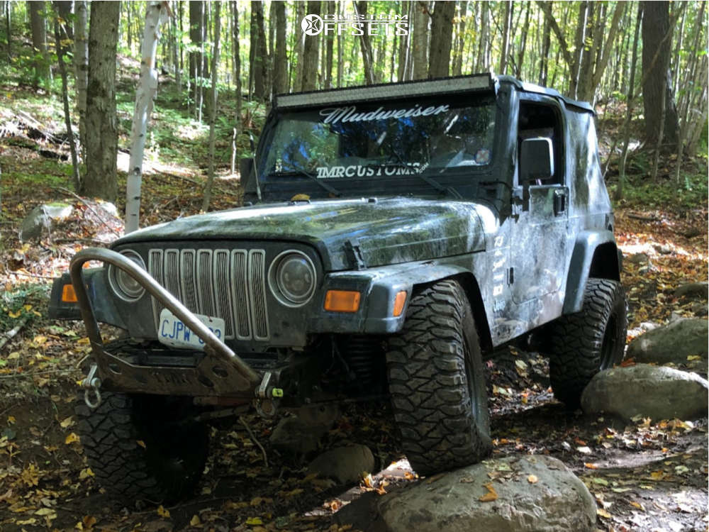 2000 Jeep TJ with 15x10 -44 Pro Comp Series 51 and 33/12.5R15 Mickey ...