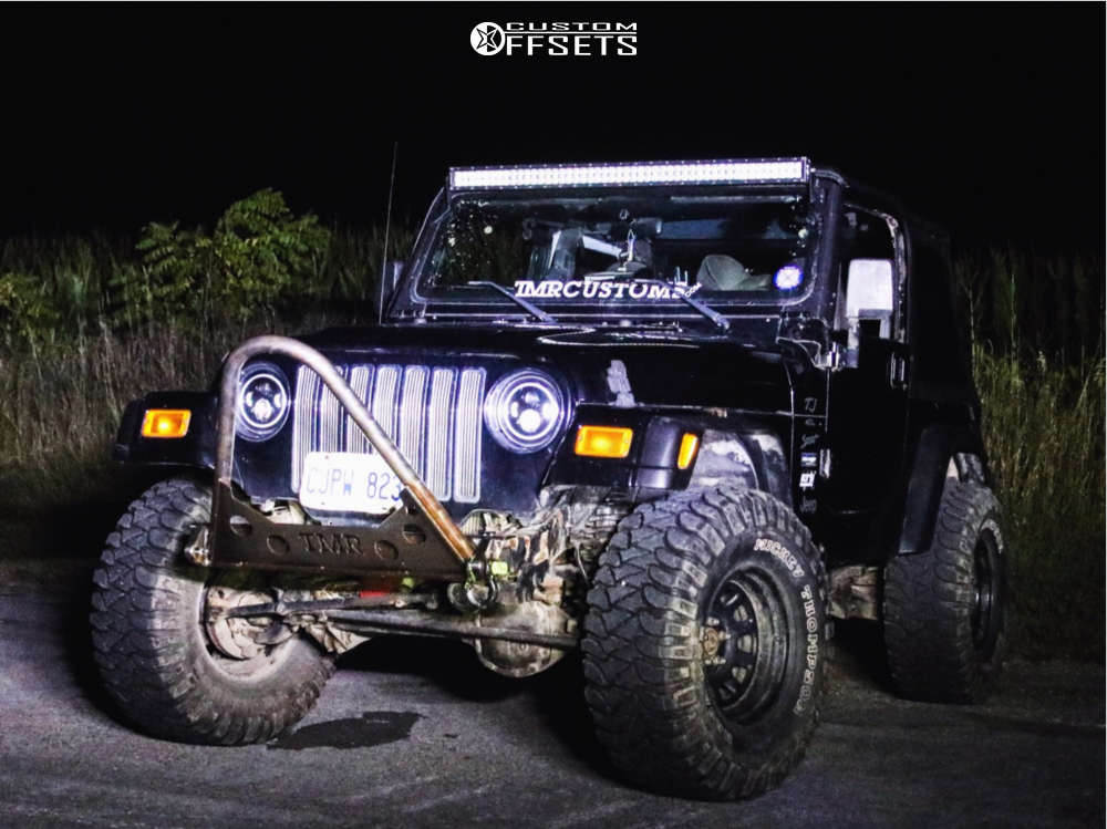 2000 Jeep TJ with 15x10 -44 Pro Comp Series 51 and 33/12.5R15 Mickey ...