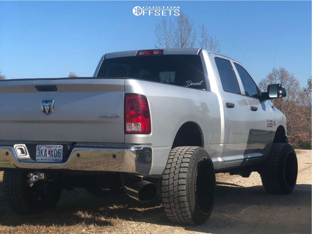 2014 Dodge Ram 2500 with 22x14 -76 Dropstars 652bm and 33/12.5R22 ...