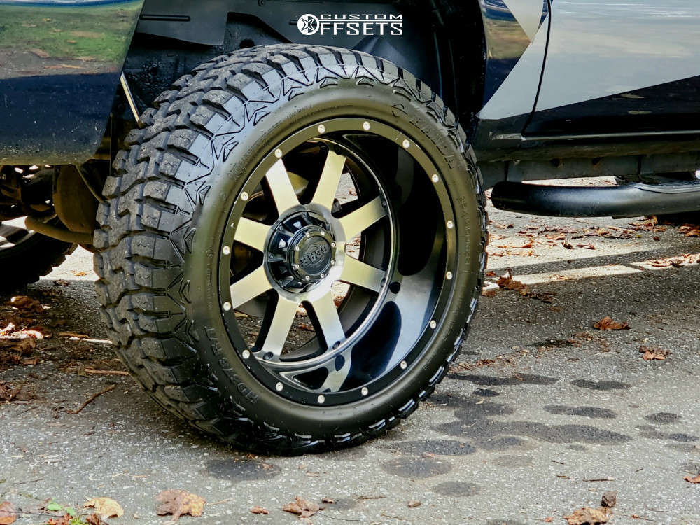 2004 Chevrolet Avalanche 1500 with 22x12 -44 Gear Off-Road 726 and 35/ ...