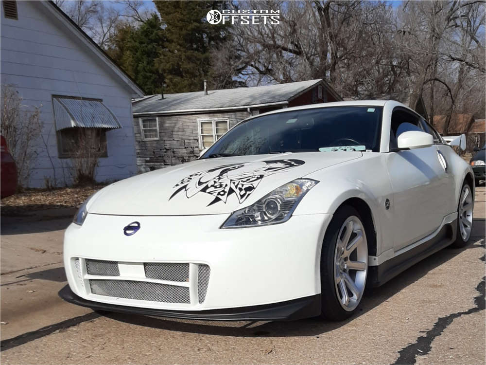 2006 Nissan 350Z with 19x9.5 40 Mach M3 and 245/35R19 Nexen N5000 Plus ...