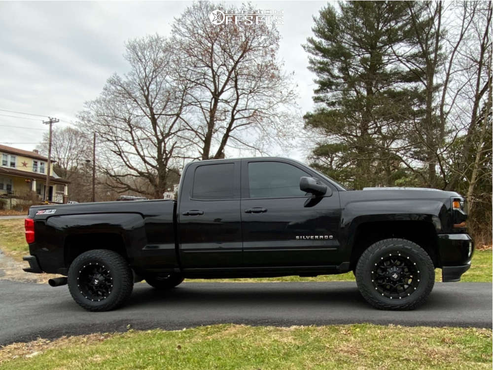 2017 Chevrolet Silverado 1500 with 18x9 -12 Dropstars 645b and 275 ...