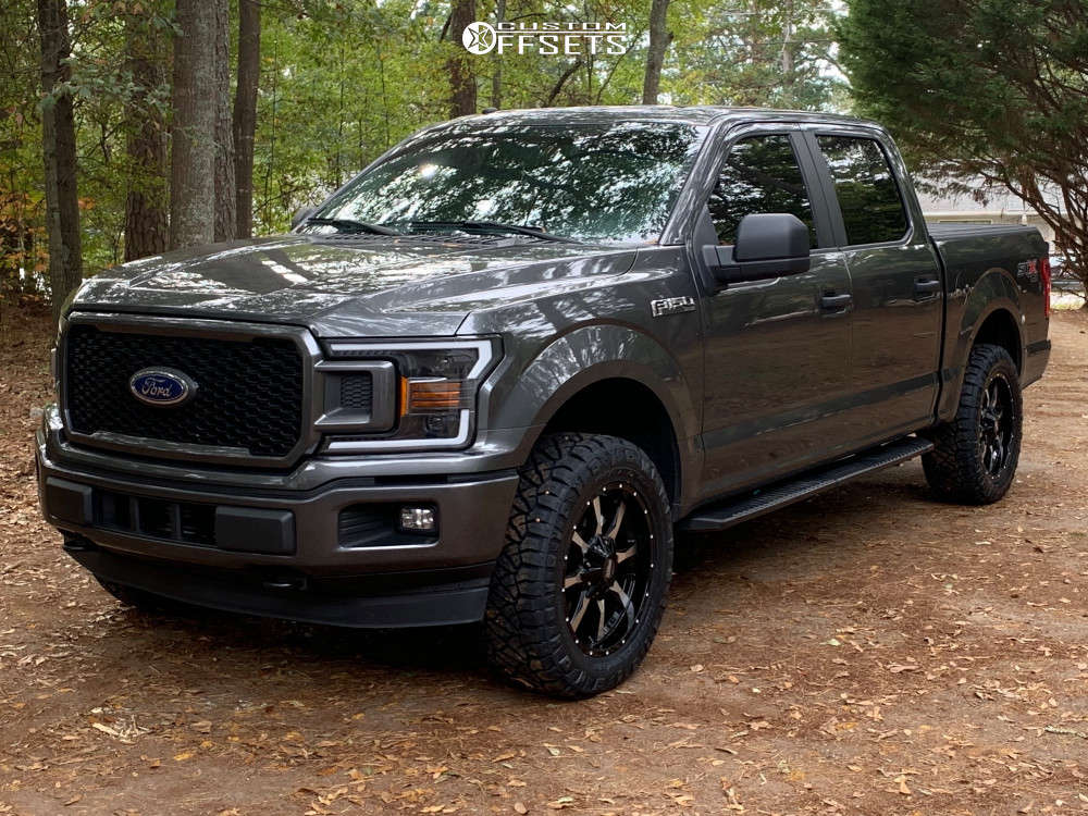 2018 Ford F-150 with 20x9 18 Moto Metal Mo970 and 33/11.5R20 Nitto ...