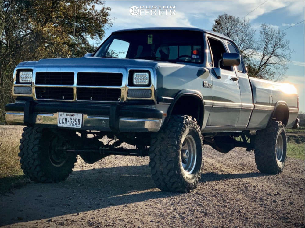 1993 Dodge W250 with 16x10 -25 Mickey Thompson Classic and 35/14.5R16 ...