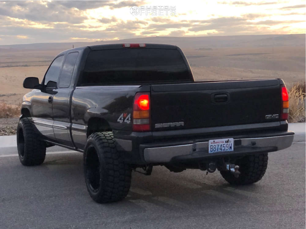 2003 GMC Sierra 1500 with 20x12 -44 Full Throttle Ft-3 and 33/12.5R20 ...