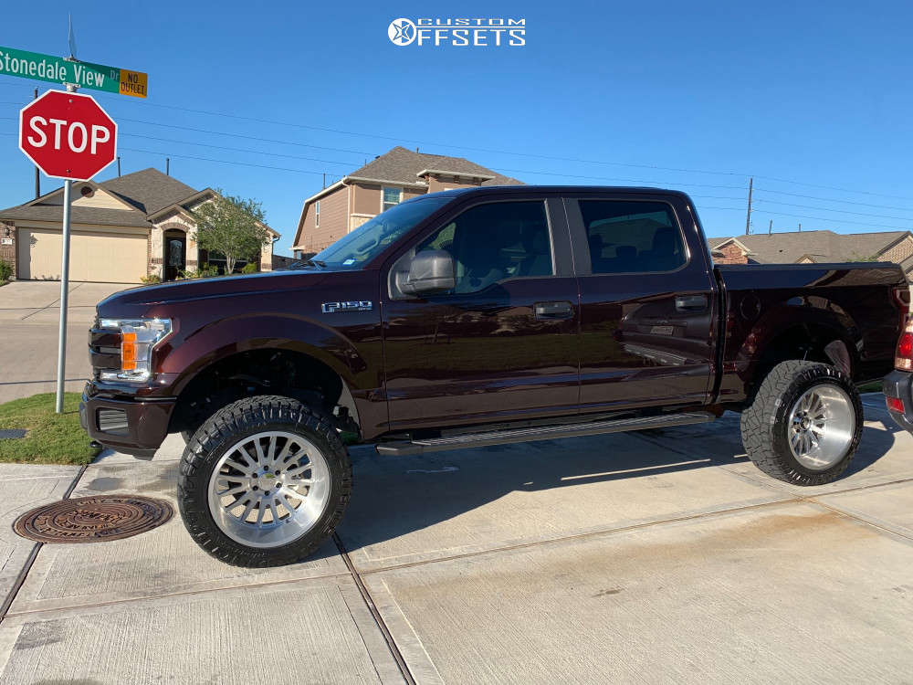 2019 Ford F-150 with 22x12 -51 Cali Offroad Summit and 35/12.5R22 Nitto ...