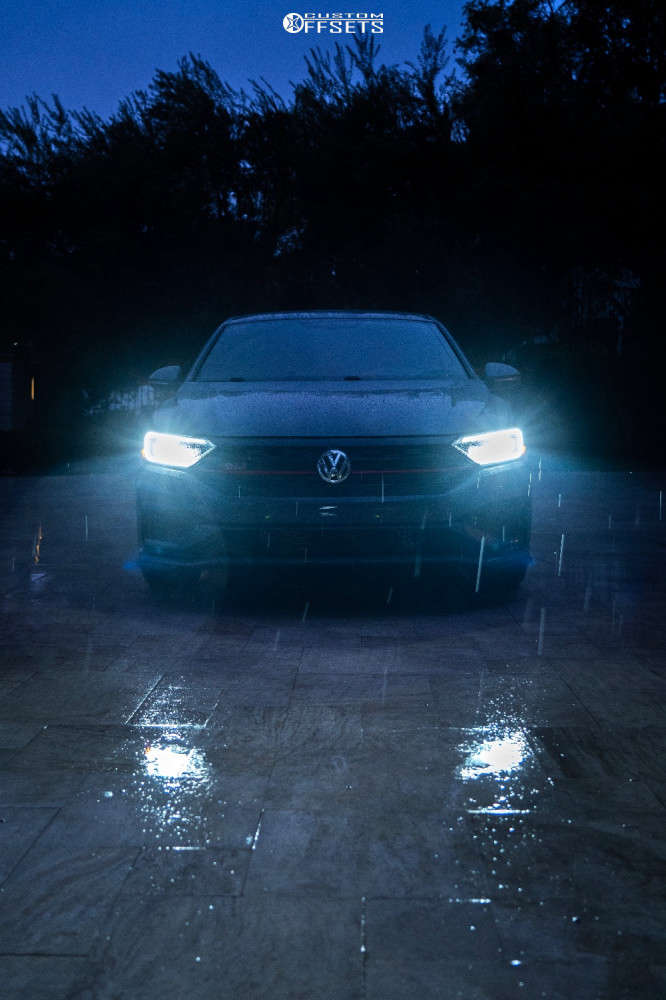 2019 Volkswagen Jetta with 19x8.5 45 Rotiform Spf and 225/40R19 ...