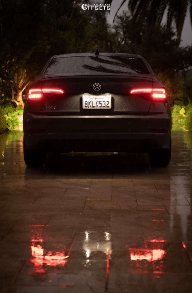 2019 Volkswagen Jetta with 19x8.5 45 Rotiform Spf and 225/40R19 ...