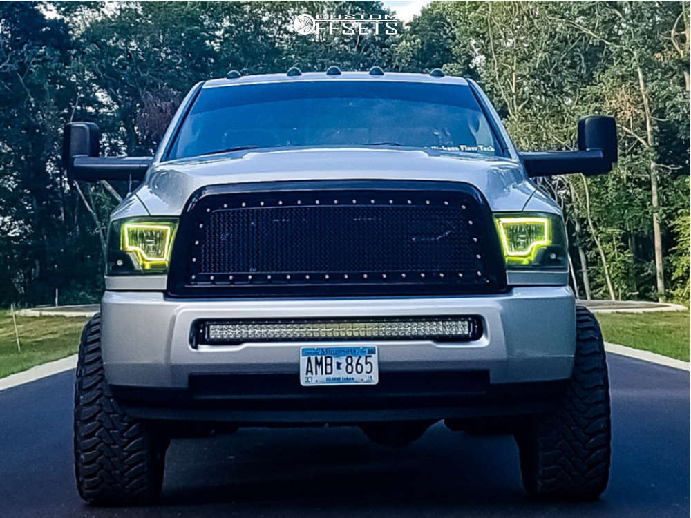 2012 Ram 2500 with 20x12 -43 Fuel Assault and 33/12.5R20 Toyo Tires ...