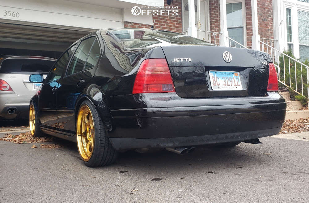 2002 Volkswagen Jetta with 18x8.5 35 Aodhan Ah08 and 205/40R18 Atlas ...