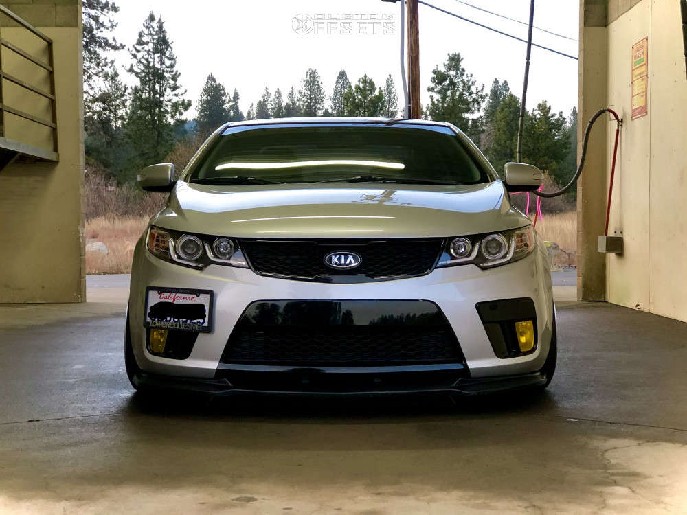 2010 Kia Forte Koup with 17x9 30 Varrstoen Es2 and 205/40R17 Nankang NS ...