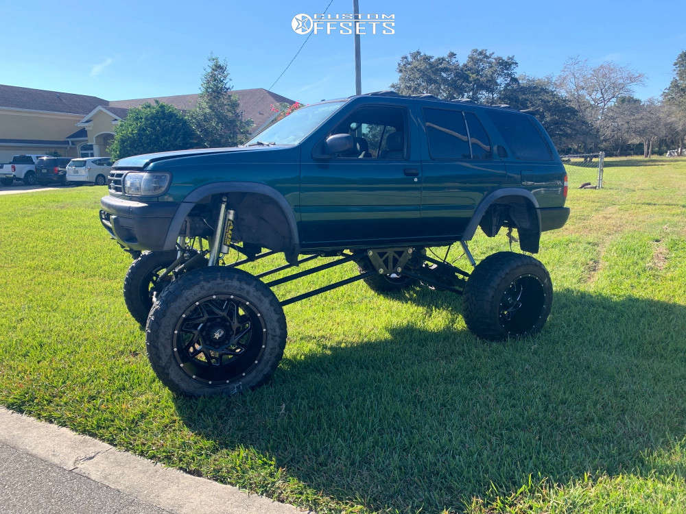 1997 Nissan Pathfinder with 22x14 -76 Dropstars 652bm and 37/13.5R22 ...