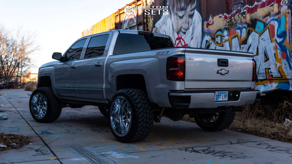 2017 Chevrolet Silverado 1500 with 24x14 -76 RBP Atomic and 35/13.5R24 ...