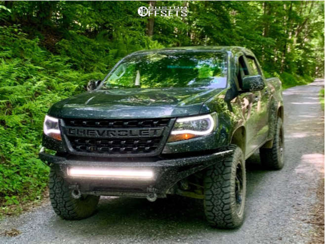 2019 Chevrolet Colorado with 18x9 18 Moto Metal Mo970 and 275/65R18 ...