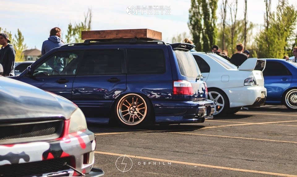Slammed Forester 2001