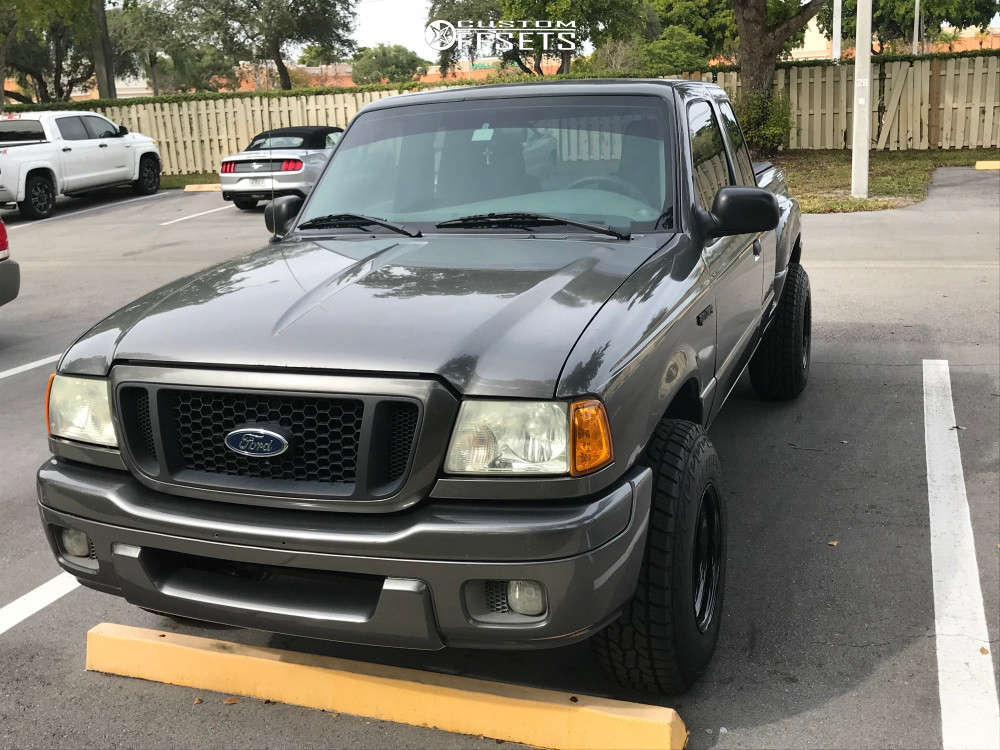 2004 Ford Ranger with 15x10 -44 Pro Comp 51 and 31/10.5R15 Ironman All ...