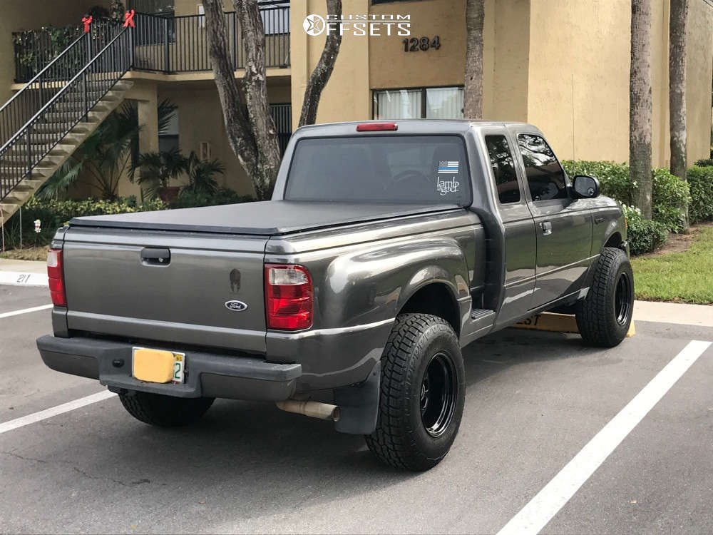 2004 Ford Ranger with 15x10 -44 Pro Comp 51 and 31/10.5R15 Ironman All ...